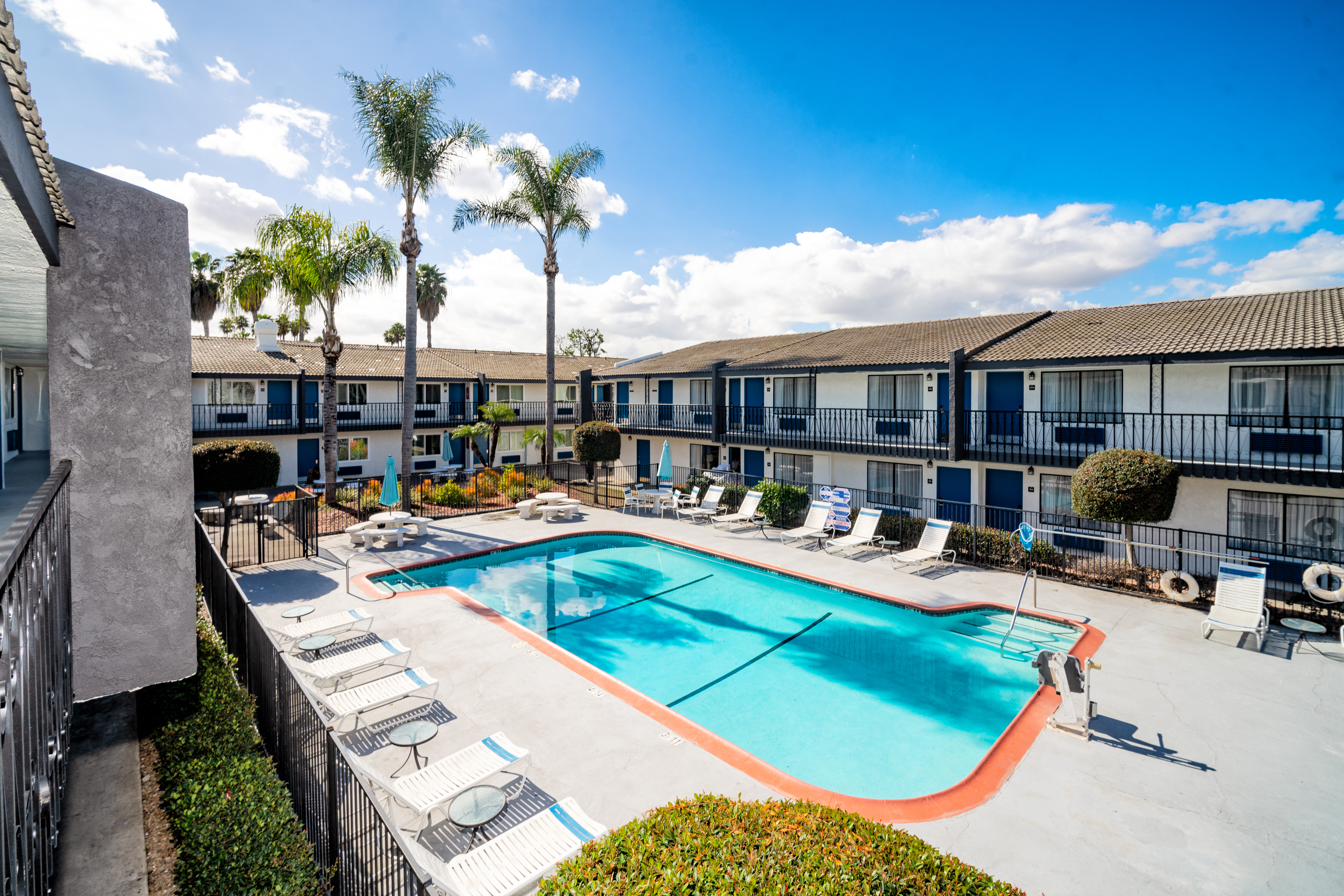 Hotel park store